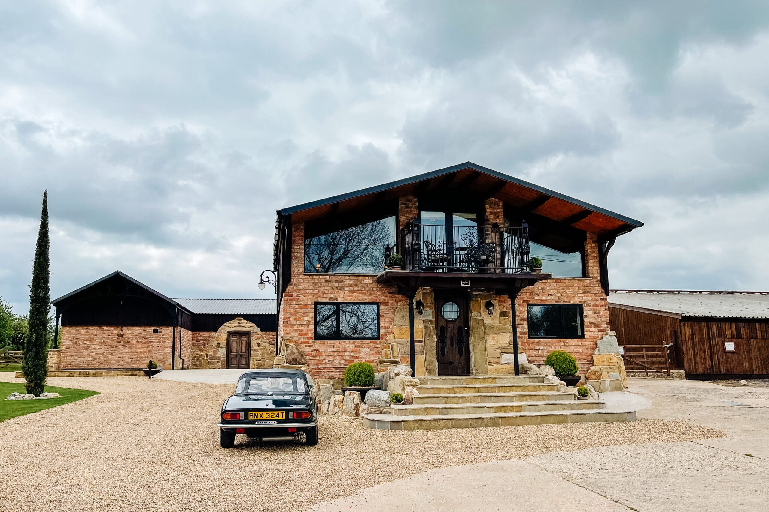 Willow Marsh Farm Wedding Photography: A Unique Stone Barn
